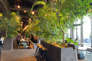 積み木階段が名所のおしゃれカフェ！表参道『GYRE.FOOD uni』 ｜ 東京一人旅男子